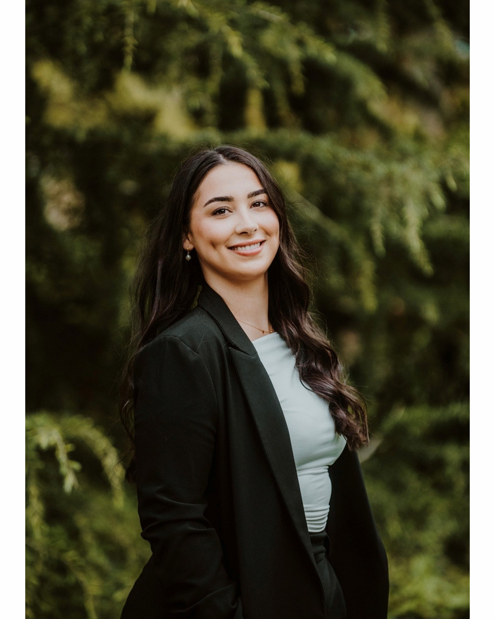 Shari Le Mercier - Stockdale & Leggo