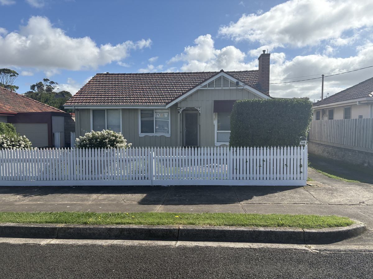 948 Raglan Parade, WARRNAMBOOL VIC 3280 - Stockdale & Leggo