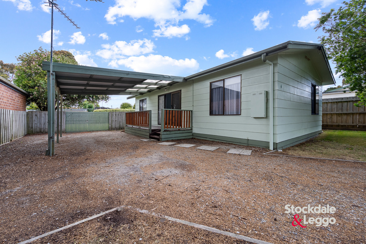4 Valerie Street, INVERLOCH VIC 3996 - Stockdale & Leggo