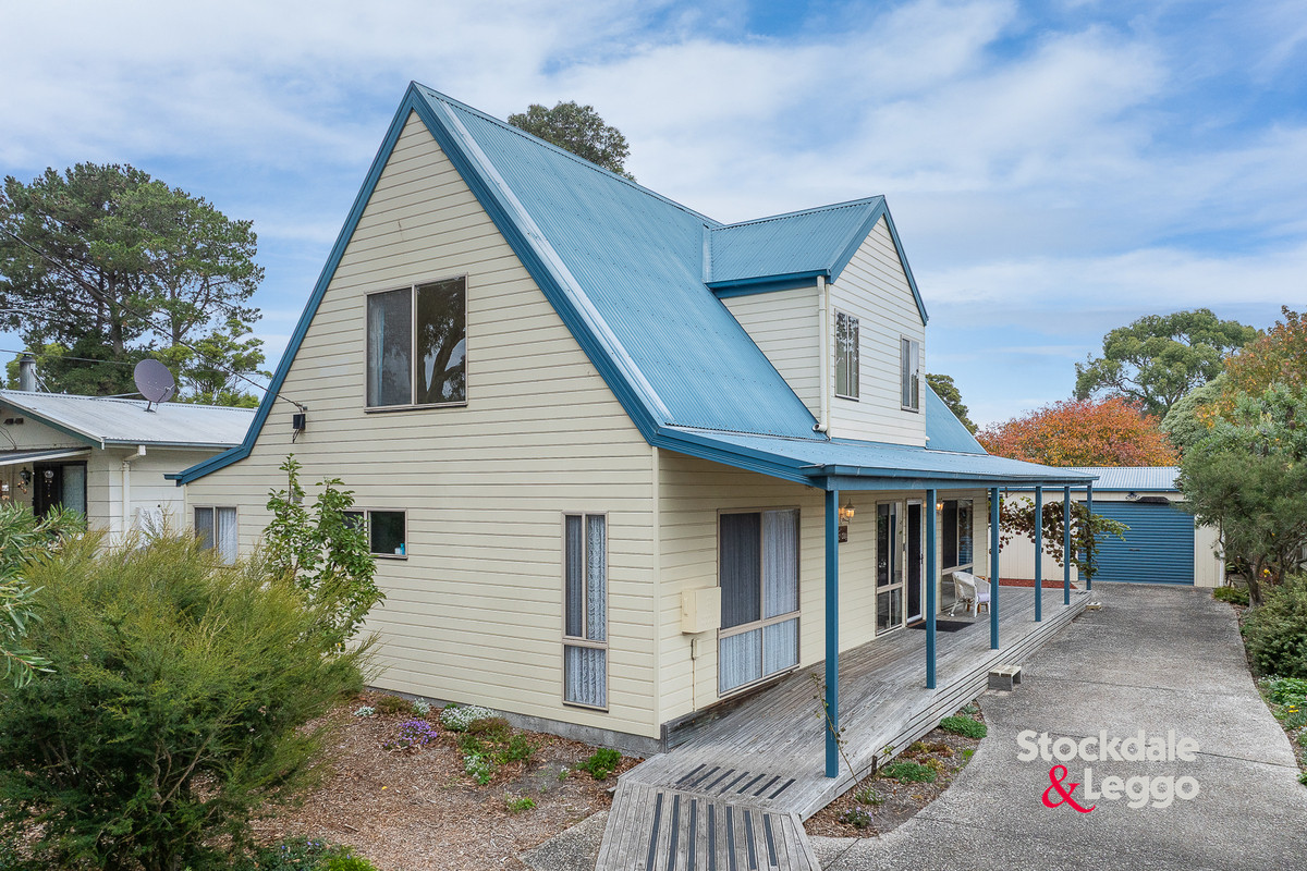 11 John Street, Inverloch VIC 3996 - Stockdale & Leggo