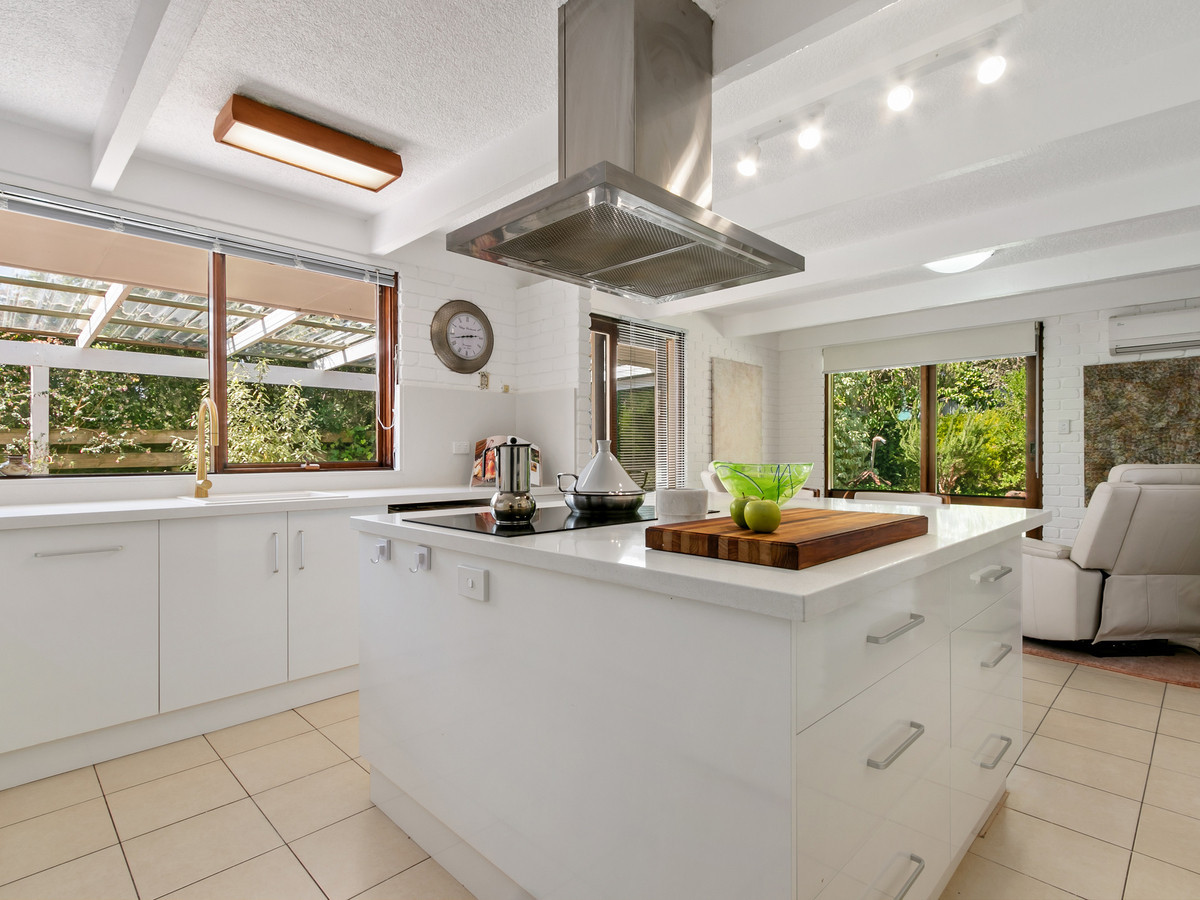6 Eli Court, Churchill VIC 3842 - Stockdale & Leggo
