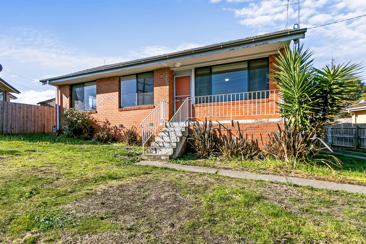 4 Manning Drive, Churchill VIC 3842 - Stockdale & Leggo