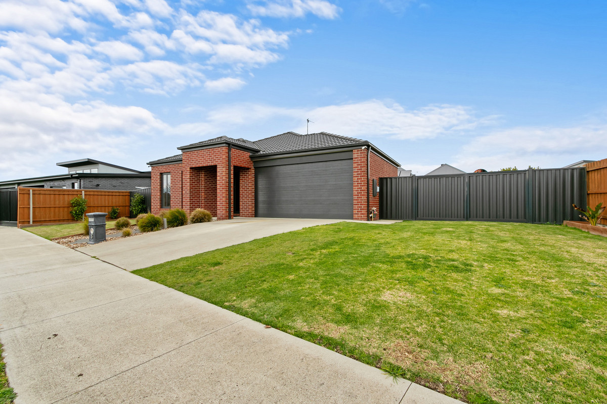 3 Aston Avenue, Traralgon VIC 3844 - Stockdale & Leggo