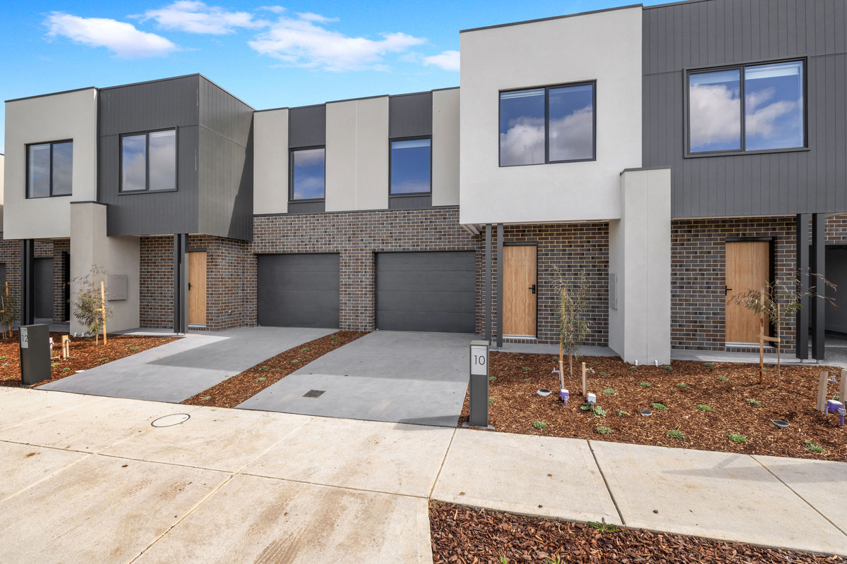 10 Tupy Way, Officer VIC 3809 - Stockdale & Leggo