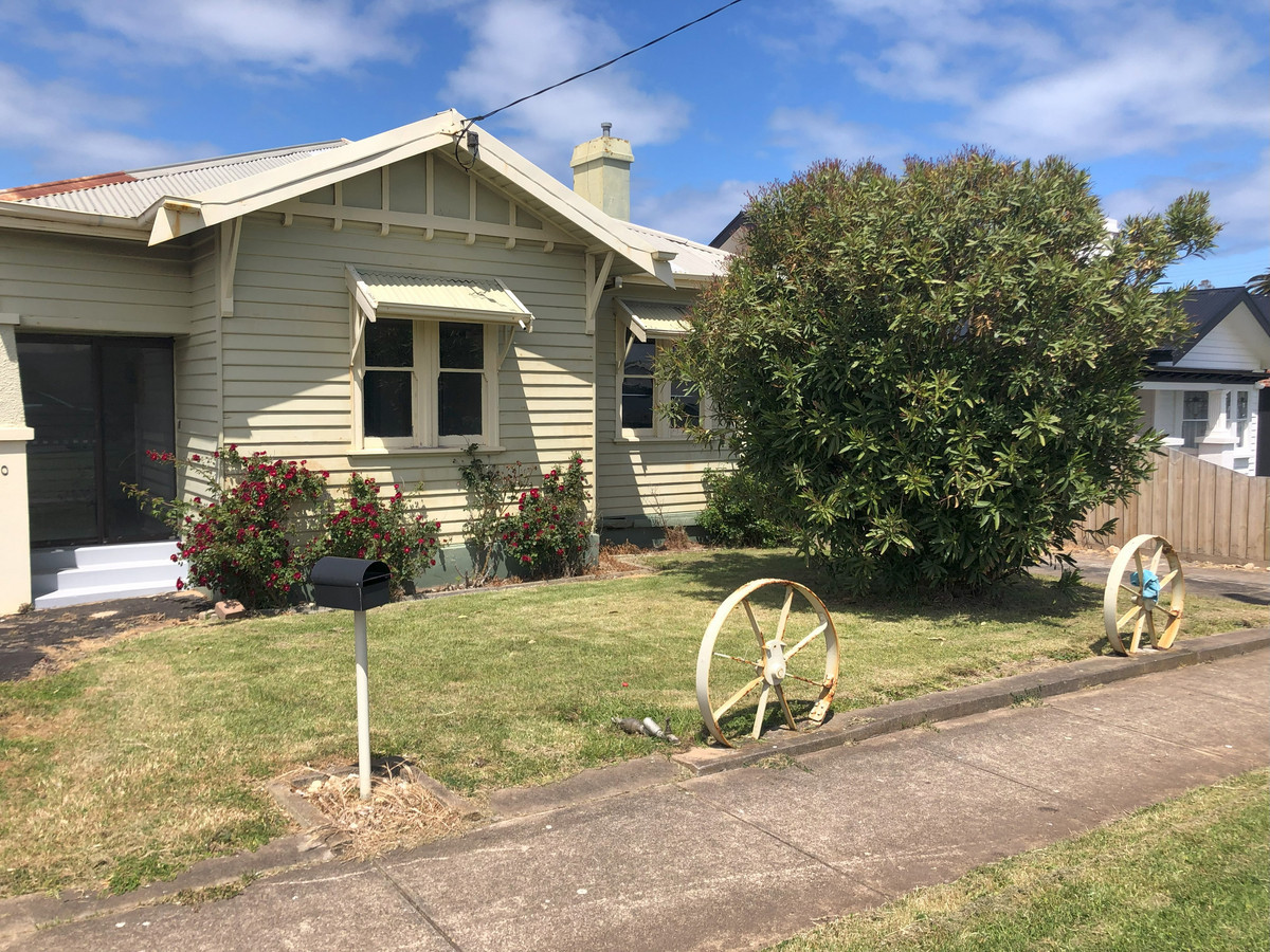 40 Hyland Street, WARRNAMBOOL VIC 3280 - Stockdale & Leggo