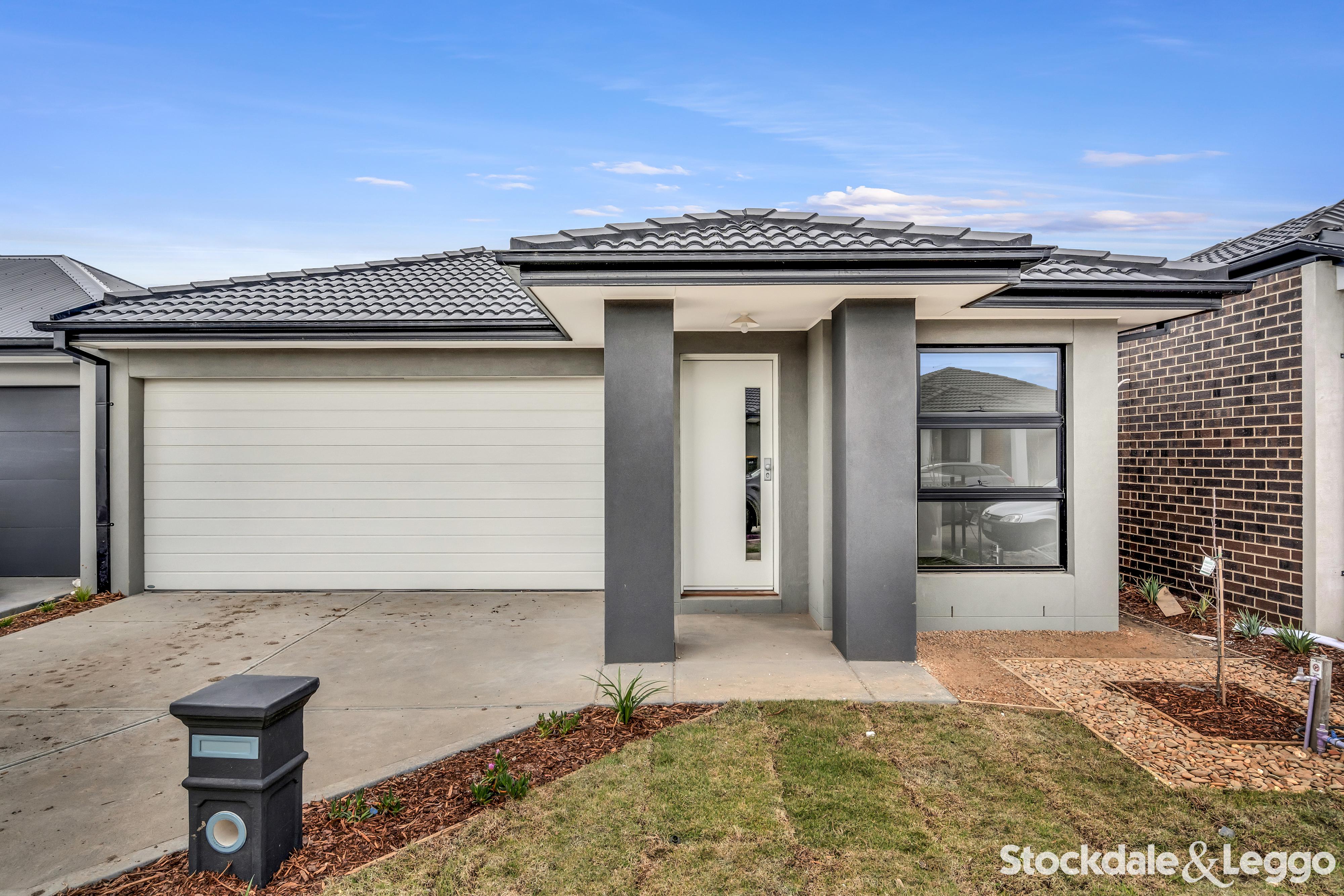 14 Daisy Drive, Donnybrook VIC - Stockdale & Leggo